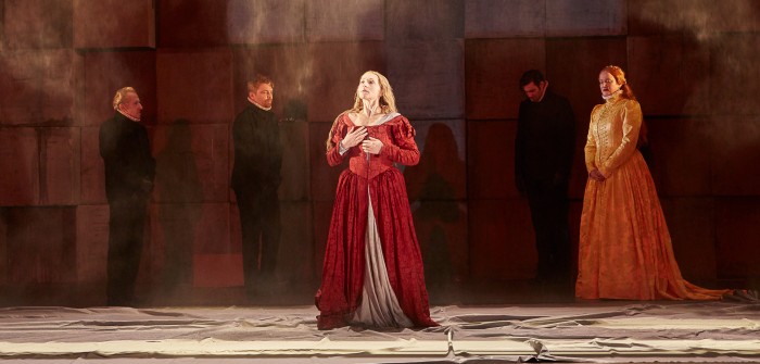 Maria Stuart in den Münchener Kammerspielen